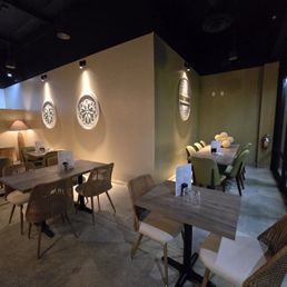 VALA KITCHEN - Updated December 2025 - 335 Photos & 307 Reviews - 6110 ...