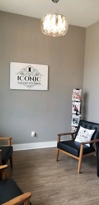 ICONIC SALON STUDIOS - Updated July 2025 - 11 Photos - 1324 Zack Hinton ...