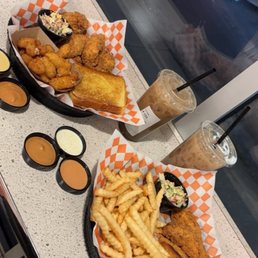 MINNIE BIRD - Updated December 2025 - 156 Photos & 115 Reviews - 1428 N ...