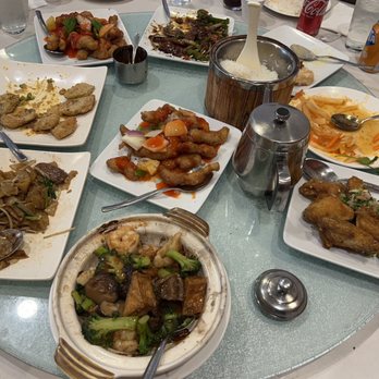 YUMMY GARDEN - Updated October 2024 - 162 Photos & 25 Reviews - 1306 ...