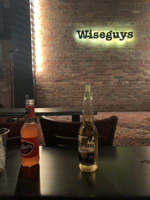 WISEGUYS COMEDY CLUB - Updated July 2024 - 25 Photos & 25 Reviews - 269 ...