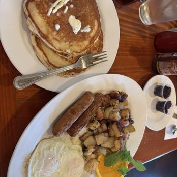 WAVE STREET CAFÉ - Updated July 2025 - 1437 Photos & 1192 Reviews - 550 ...