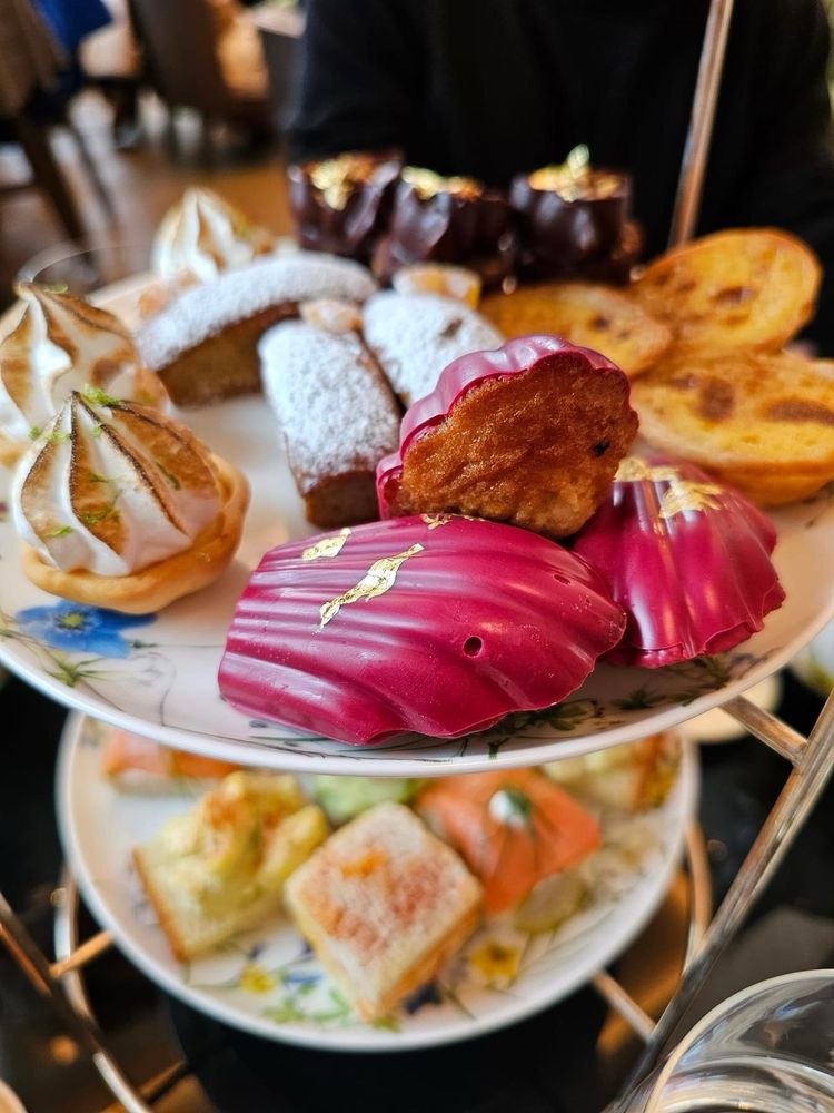 LONG BAR & TERRACE - Updated August 2025 - 114 Photos & 48 Reviews - 40 ...