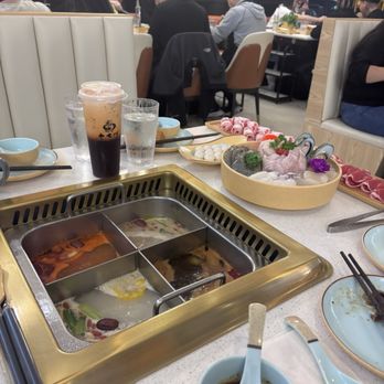 SEVENTEEN HOT POT - Updated October 2025 - 323 Photos & 115 Reviews ...