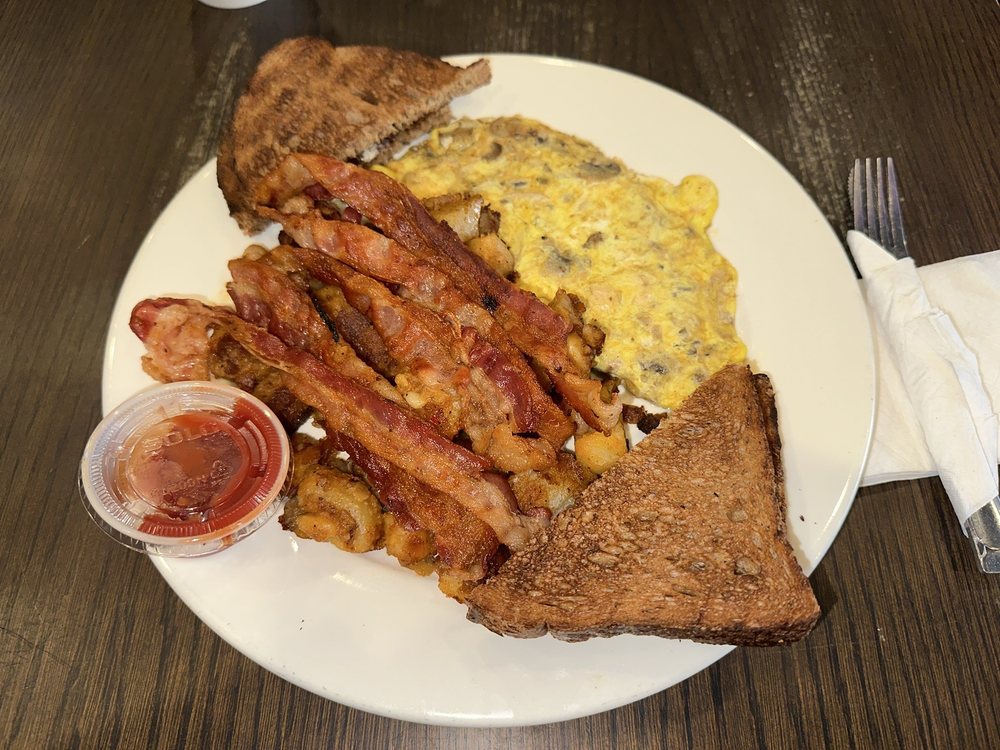 JAVA DAY - Updated August 2025 - 35 Photos & 38 Reviews - 4358 162nd St ...