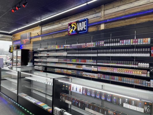 ZAZA VAPE & SMOKE SHOP - Updated January 2026 - 13 Photos - 128 Keating ...