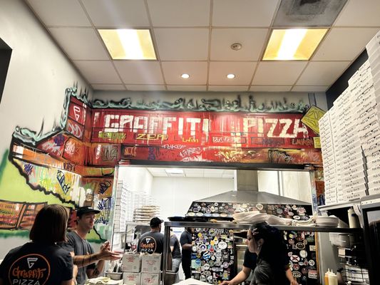 GRAFFITI PIZZA - Updated January 2026 - 216 Photos & 242 Reviews - 210 ...