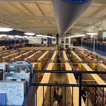 MCKAY’S - NASHVILLE - Updated September 2025 - 153 Photos & 337 Reviews ...