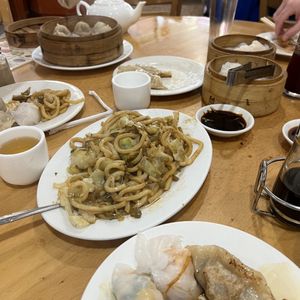 WINSOR DIM SUM CAFÉ - 1222 Photos & 1215 Reviews - 10 Tyler St, Boston ...
