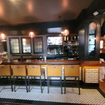 BOSTONIA PUBLIC HOUSE - Updated May 2024 - 2534 Photos & 2022 Reviews ...