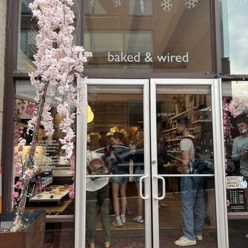 BAKED & WIRED - Updated April 2025 - 4728 Photos & 5278 Reviews - 1052 ...