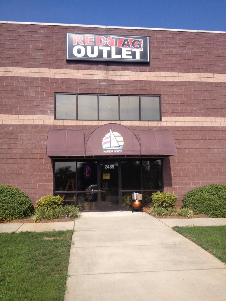 RED TAG OUTLET | 2489 N Hwy 16, Denver, North Carolina | Women's ...