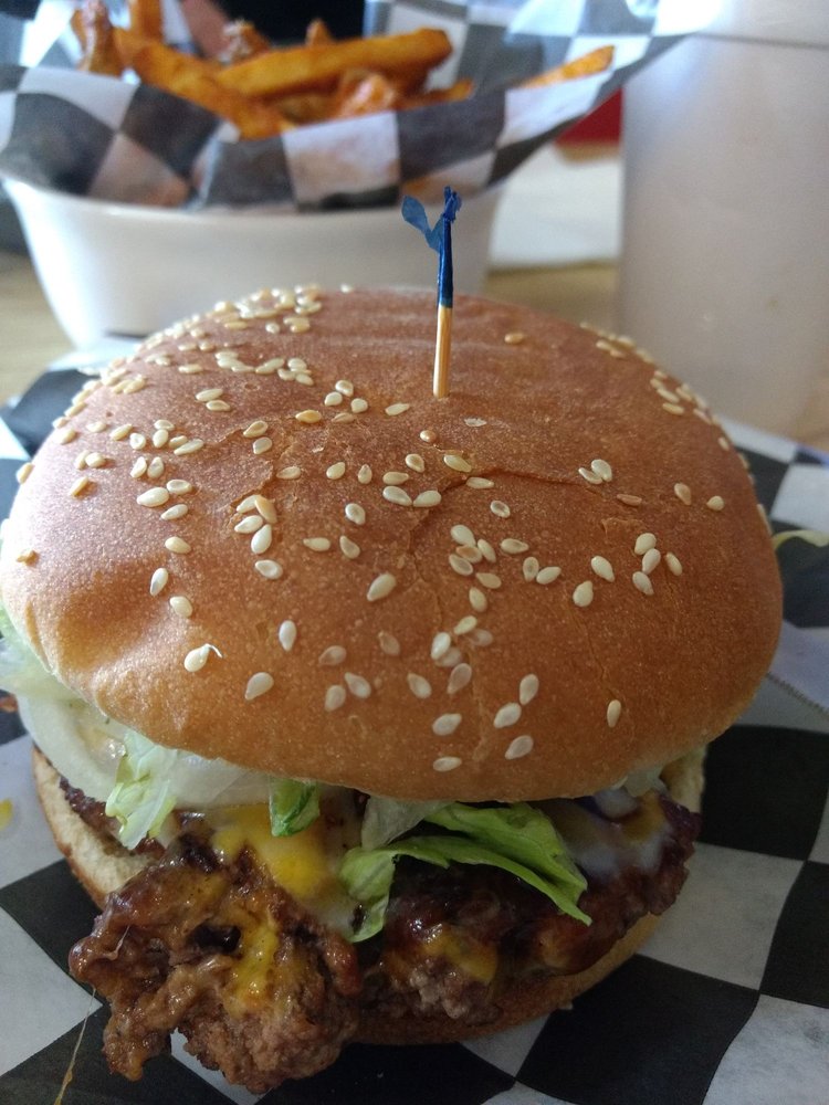 FATTY’S TAVERN & SEAFOOD MARKET - Updated November 2025 - 186 Museum St ...