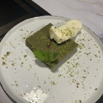 HALVA MEDITERRANEAN GRILL - Updated October 2025 - 90 Photos & 53 ...