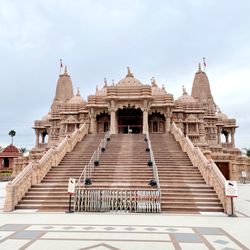 BAPS SHRI SWAMINARAYAN MANDIR - LOS ANGELES - 2179 Photos & 271 Reviews ...