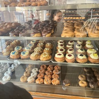 THE DONUT MAN - Updated December 2024 - 1349 Photos & 513 Reviews - 317 ...