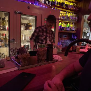 SOL LIQUOR LOUNGE - Updated July 2024 - 161 Photos & 404 Reviews - 607 ...