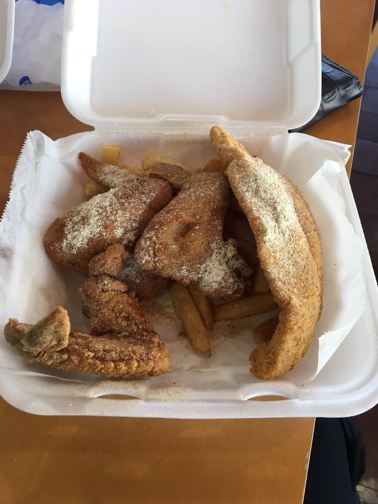 Snappers Fish & Chicken - Takeout & Delivery - 23 Photos & 34 Reviews ...