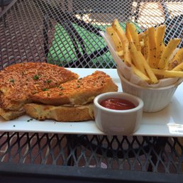 LA MERISE FRENCH BISTRO - Updated August 2025 - 321 Photos & 311 ...