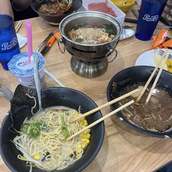 UMI HOTPOT SEAFOOD & SUSHI BUFFET - Updated February 2025 - 208 Photos ...