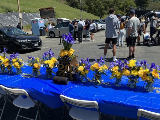 OAKLAND FLOWER MARKET - Updated May 2026 - 348 Photos & 132 Reviews ...