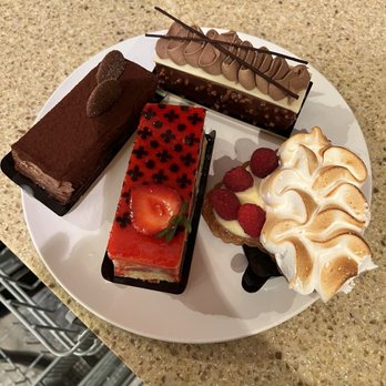 MAY’S KITCHEN - Updated January 2026 - 42 Photos & 85 Reviews - 19 N ...