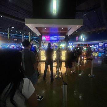 MAIN EVENT AVONDALE - Updated December 2025 - 206 Photos & 369 Reviews ...