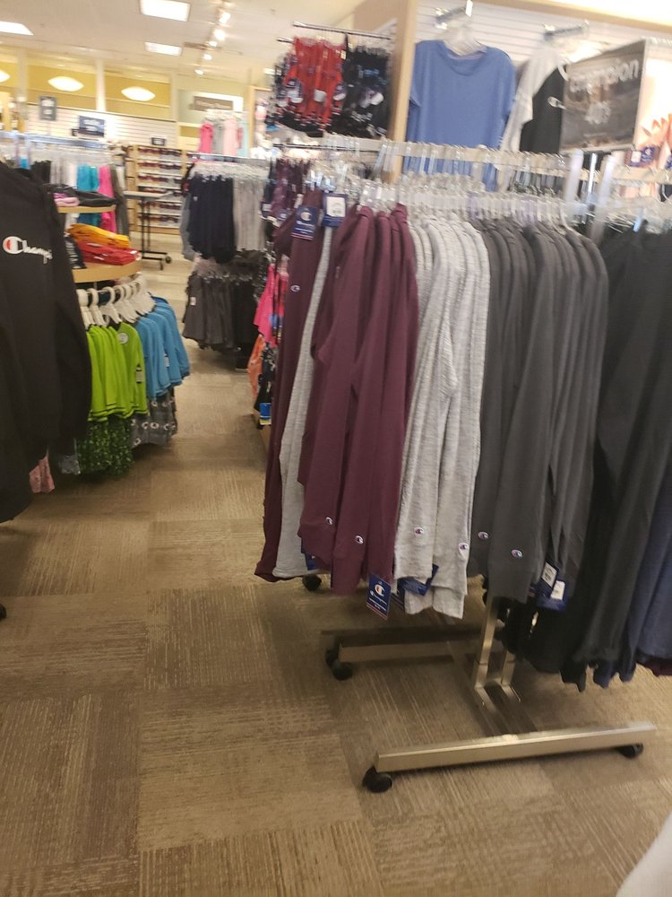 CHAMPION OUTLET - 7649 Arundel Mills Blvd, Hanover, Maryland - Sports ...