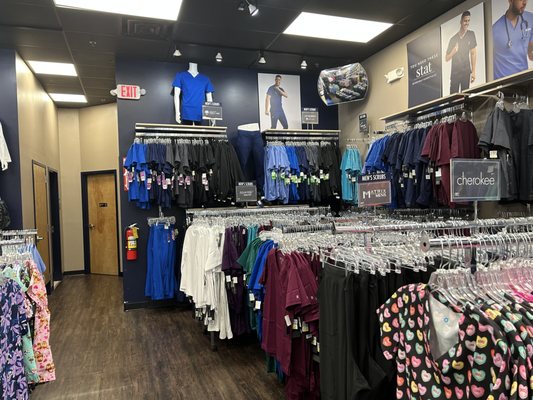 UNIFORM ADVANTAGE - Updated December 2025 - 10 Photos - 1788-A ...