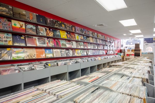 REB RECORDS - Updated December 2025 - 15 Photos & 11 Reviews - 4 North ...