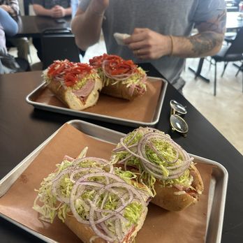 SHAKEDOWN BBQ - Updated October 2025 - 25 Photos & 19 Reviews - 1708 ...