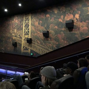 BLACKSTONE VALLEY 14 CINEMA DE LUX - 10 Photos & 63 Reviews - Cinema ...