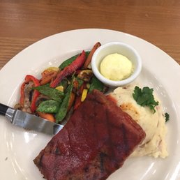 THE TAVERN GRILL FARGO - Updated October 2025 - 74 Photos & 131 Reviews ...