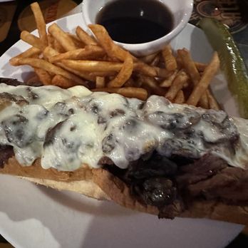 COASTERS PUB & BIERGARTEN - Updated April 2025 - 406 Photos & 590 ...