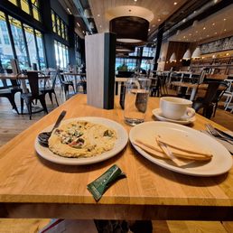 TRUE FOOD KITCHEN - Updated December 2025 - 1800 Photos & 1233 Reviews ...