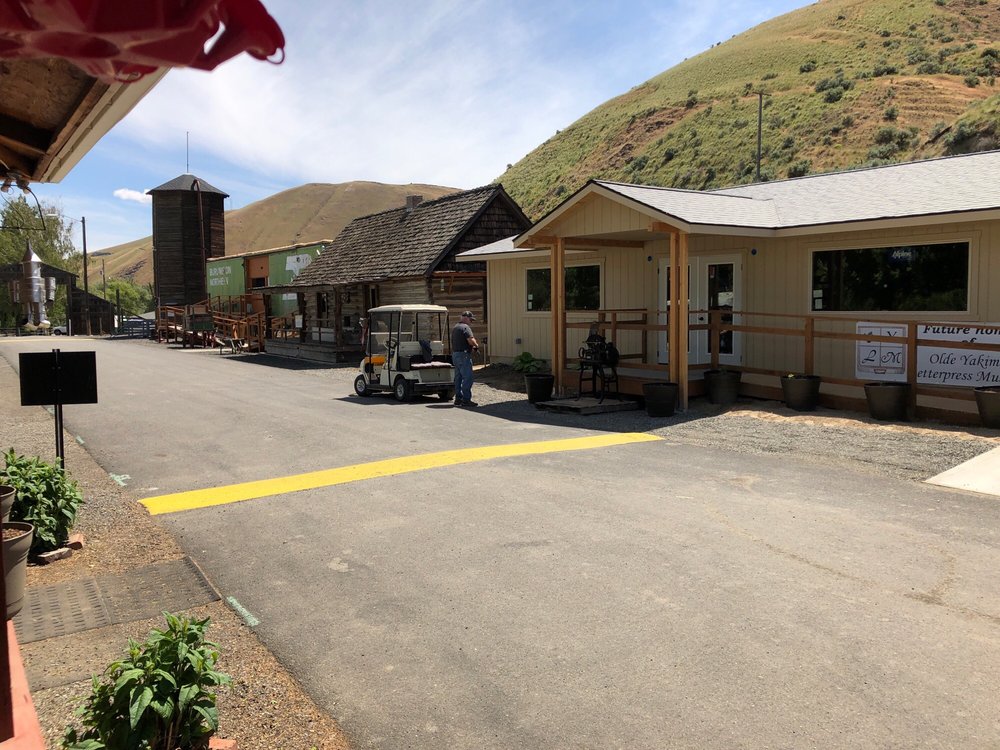 CENTRAL WASHINGTON AGRICULTURAL MUSEUM - 4508 Main St, Union Gap ...