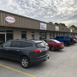 JR’S LOCK & SAFE - Updated February 2025 - 12 Photos - Fayetteville ...