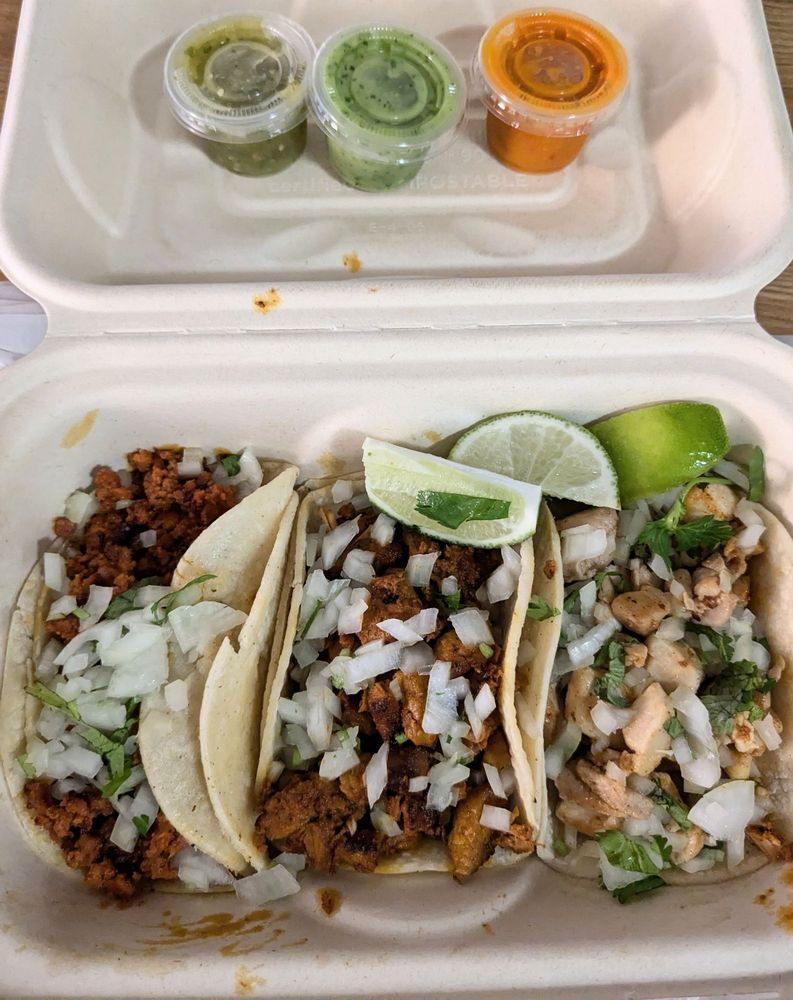 EL BURRITO FELIZ - Updated January 2026 - 21 Photos & 10 Reviews - 5505 ...