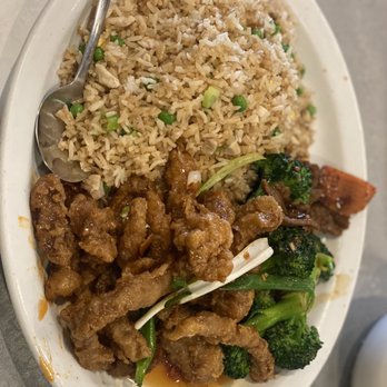 GINGER BEEF BISTRO HOUSE - Updated December 2025 - 251 Photos & 92 ...