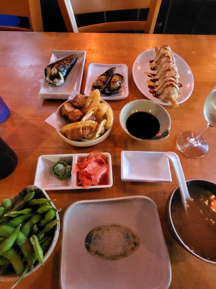 SUSHI-RAY - Updated March 2024 - 181 Photos & 189 Reviews - 1940 E ...