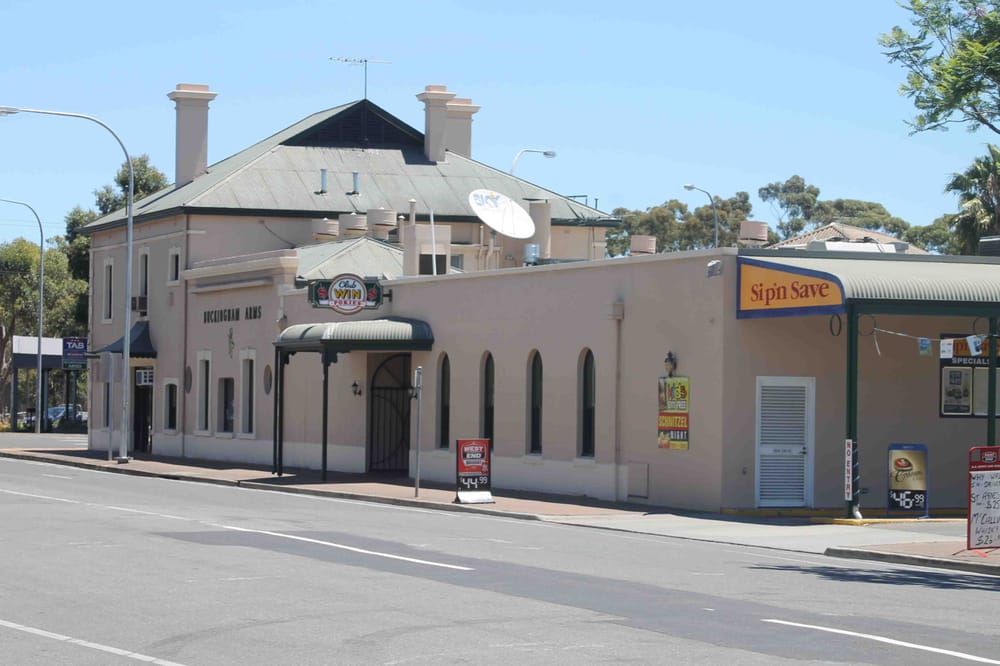 BUCKINGHAM ARMS HOTEL - 14 Reviews - 1 Walkerville Tce, Gilberton South ...