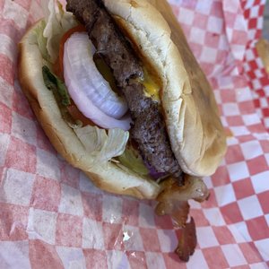TASTEE BURGERS - Updated June 2024 - 2434 Clovis Rd, Lubbock, Texas ...