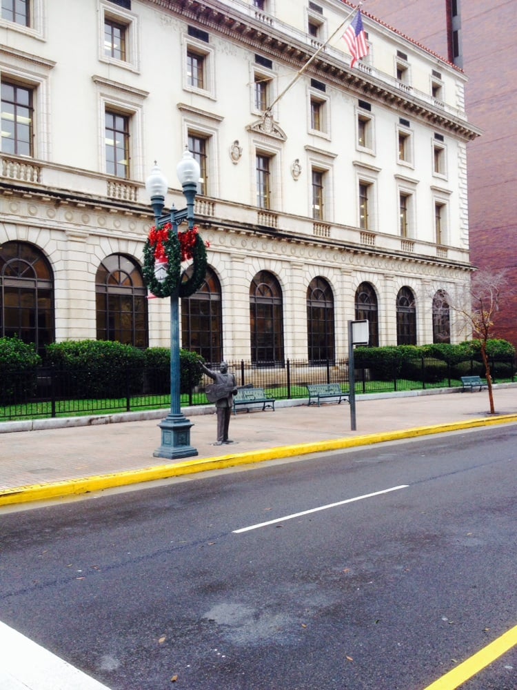 HUDDIE WILLIAM “LEAD BELLY” LEDBETTER STATUE - Updated January 2026 ...