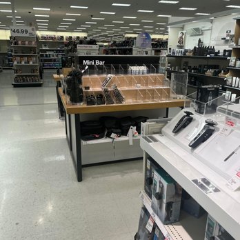TARGET - Updated June 2024 - 30 Photos & 17 Reviews - 3255 Owen Rd ...