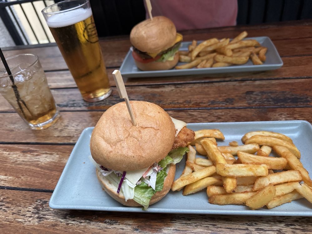 MR EDWARD’S ALEHOUSE & KITCHEN - Updated May 2026 - 65 Photos & 20 ...