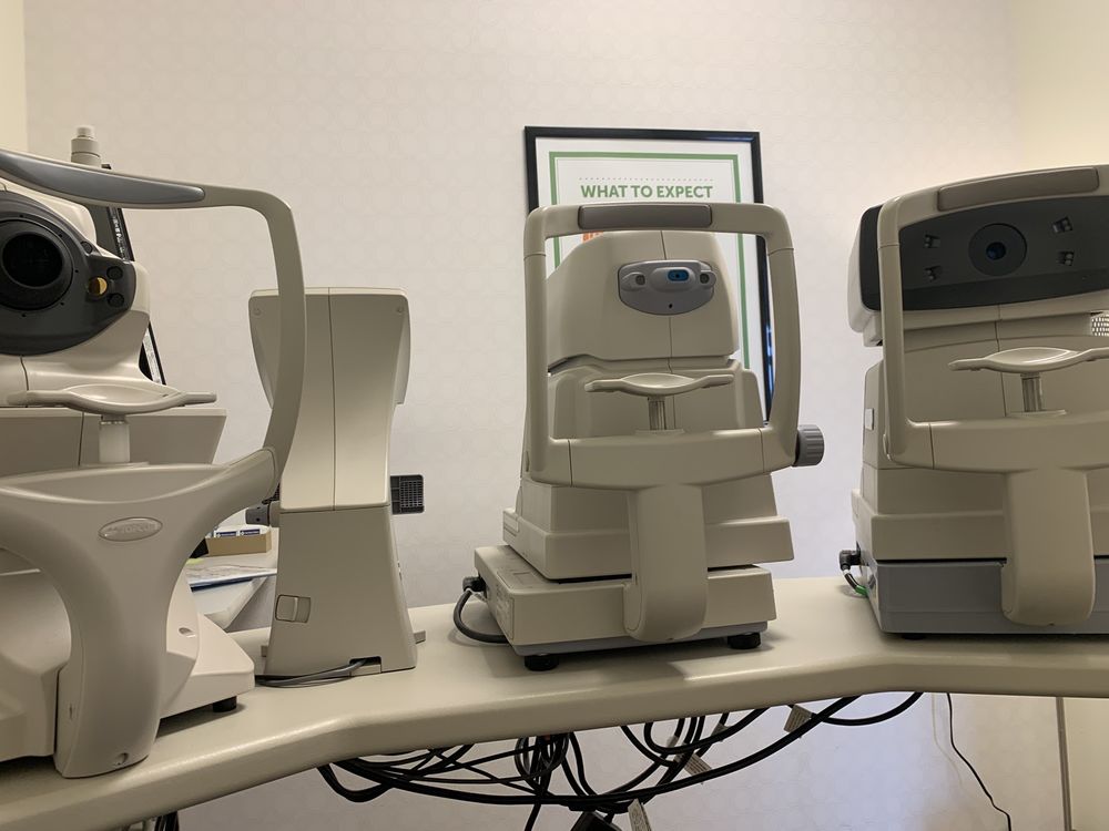 PEARLE VISION - Updated December 2025 - 22 Reviews - 246 Hawthorn ...