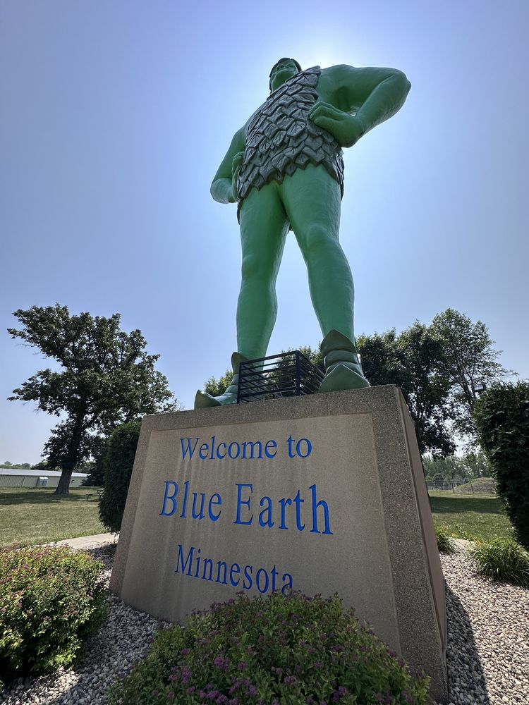 JOLLY GREEN GIANT - Updated August 2025 - 32 Photos & 19 Reviews - 1130 ...