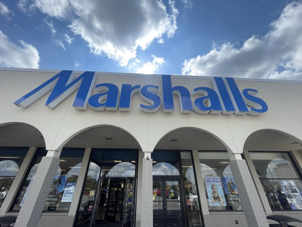 MARSHALLS - Updated June 2026 - 27 Photos & 20 Reviews - 23001 Michigan ...