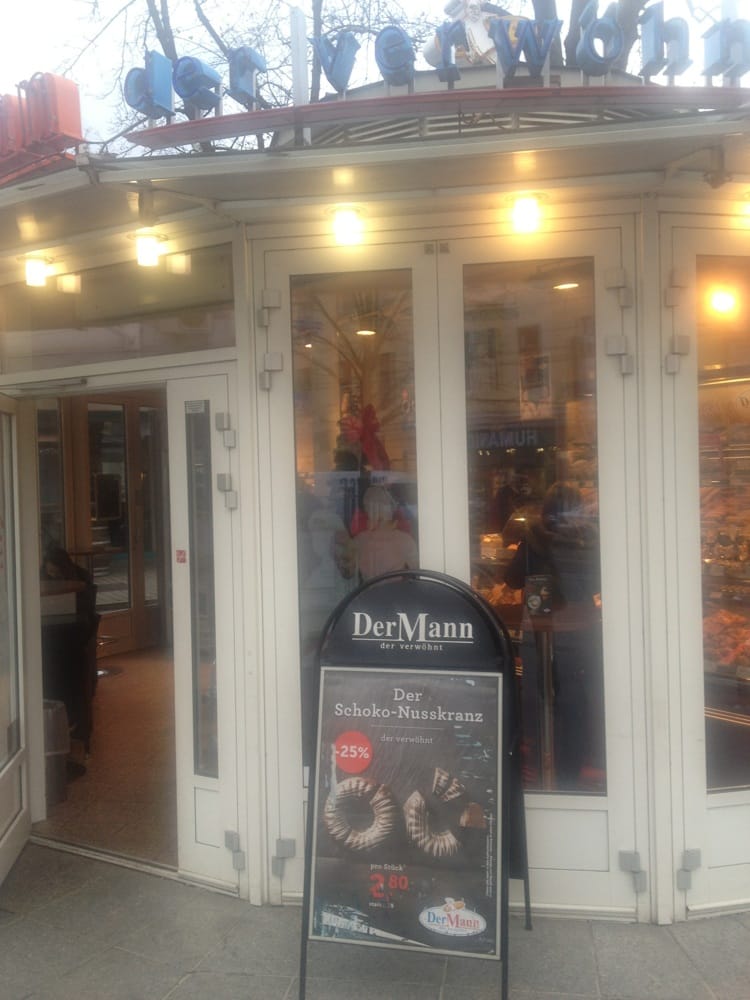 DER MANN DER VERWÖHNT BACKWAREN - Updated July 2024 - Hietzinger ...