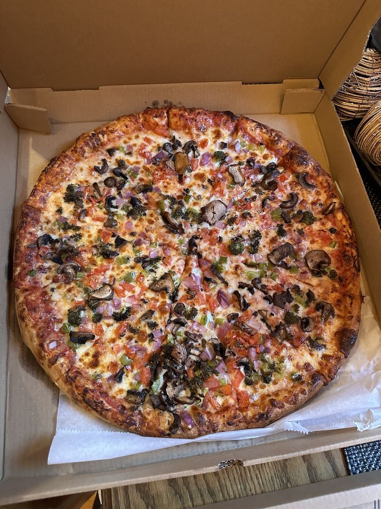 CAPONE’S PIZZA - Updated October 2024 - 69 Photos & 99 Reviews - 139 ...